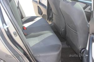 Серый Тойота Авенсис 2015 в Таллин, объемом двигателя 2.00 л и пробегом 233 тыс. км за 8500 €, фото 8 на AUTOMOTO.COM.LV