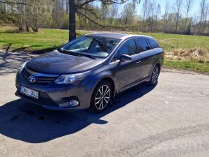 Grey Toyota Avensis 2015 in Riga, with an engine capacity of 1.80 L and mileage of 167 thousand km for 10900 €, photo  on AUTOMOTO.COM.LV