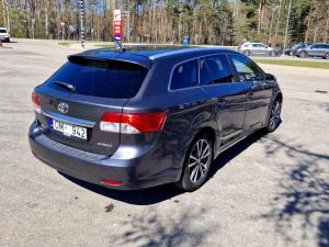 Pelēks Toyota Avensis 2015 Rīga, ar dzinēja tilpumu 1.80 L un nobraukumu 167 tūkst. km par 10900 €, foto 4 vietnē AUTOMOTO.COM.LV
