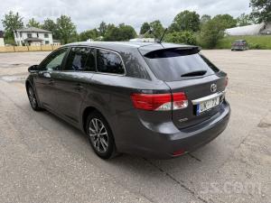 Pelēks Toyota Avensis 2015 Valmiera, ar dzinēja tilpumu 1.80 L un nobraukumu 201 tūkst. km par 7900 €, foto 4 vietnē AUTOMOTO.COM.LV
