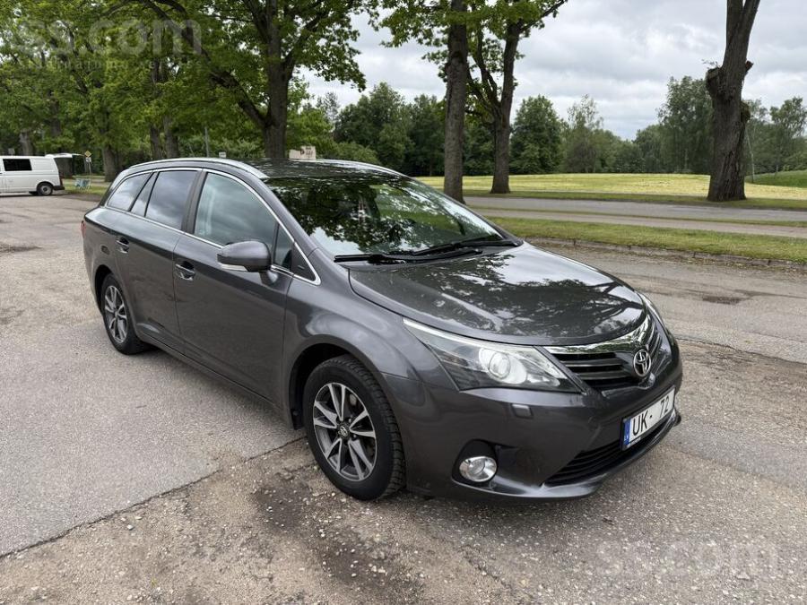 Pelēks Toyota Avensis 2015 Valmiera, ar dzinēja tilpumu 1.80 L un nobraukumu 201 tūkst. km par 7900 €, foto 7 vietnē AUTOMOTO.COM.LV
