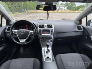Pelēks Toyota Avensis 2015 Valmiera, ar dzinēja tilpumu 1.80 L un nobraukumu 201 tūkst. km par 7900 €, foto 14 vietnē AUTOMOTO.COM.LV