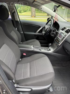 Pelēks Toyota Avensis 2015 Valmiera, ar dzinēja tilpumu 1.80 L un nobraukumu 201 tūkst. km par 7900 €, foto 15 vietnē AUTOMOTO.COM.LV