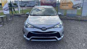 Grey Toyota Avensis 2015 in Marijampole, with an engine capacity of 1.60 L and mileage of 261 thousand km for 7690 €, photo 7 on AUTOMOTO.COM.LV