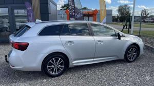 Grey Toyota Avensis 2015 in Marijampole, with an engine capacity of 1.60 L and mileage of 261 thousand km for 7690 €, photo 10 on AUTOMOTO.COM.LV