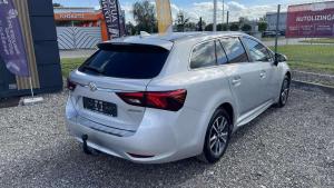 Grey Toyota Avensis 2015 in Marijampole, with an engine capacity of 1.60 L and mileage of 261 thousand km for 7690 €, photo 12 on AUTOMOTO.COM.LV