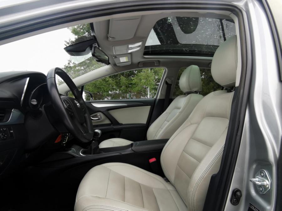 Pelēks Toyota Avensis 2015 Rīga, ar dzinēja tilpumu 2.00 L un nobraukumu 189 tūkst. km par 9500 €, foto 8 vietnē AUTOMOTO.COM.LV
