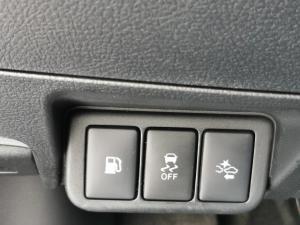Pelēks Toyota Avensis 2015 Rīga, ar dzinēja tilpumu 2.00 L un nobraukumu 189 tūkst. km par 9500 €, foto 17 vietnē AUTOMOTO.COM.LV