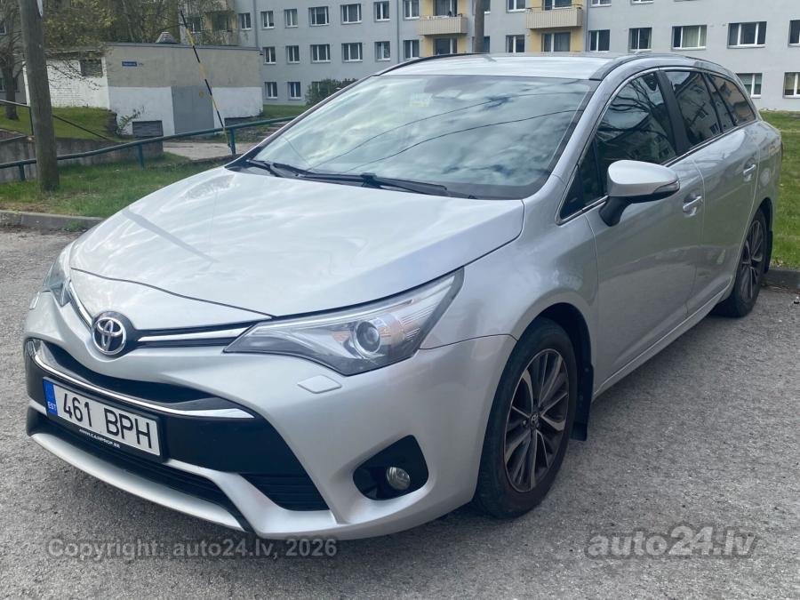 Grey Toyota Avensis 2015 in Rakvere, with an engine capacity of 1.80 L and mileage of 172 thousand km for 9750 €, photo 1 on AUTOMOTO.COM.LV