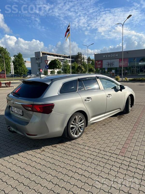 Серый Тойота Авенсис 2015 в Рига, объемом двигателя 2.00 л и пробегом 278 тыс. км за 8750 €, фото 5 на AUTOMOTO.COM.LV