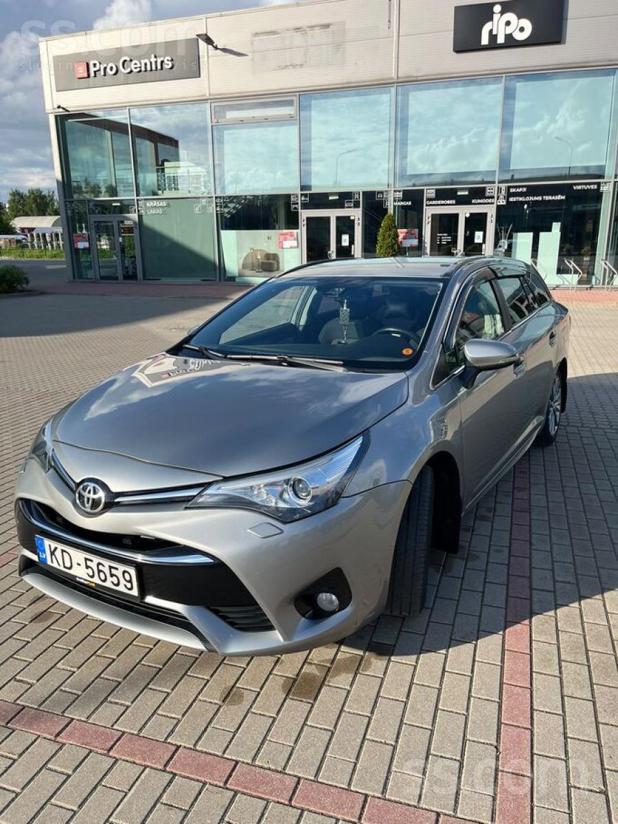 Серый Тойота Авенсис 2015 в Рига, объемом двигателя 2.00 л и пробегом 279 тыс. км за 8250 €, фото 1 на AUTOMOTO.COM.LV