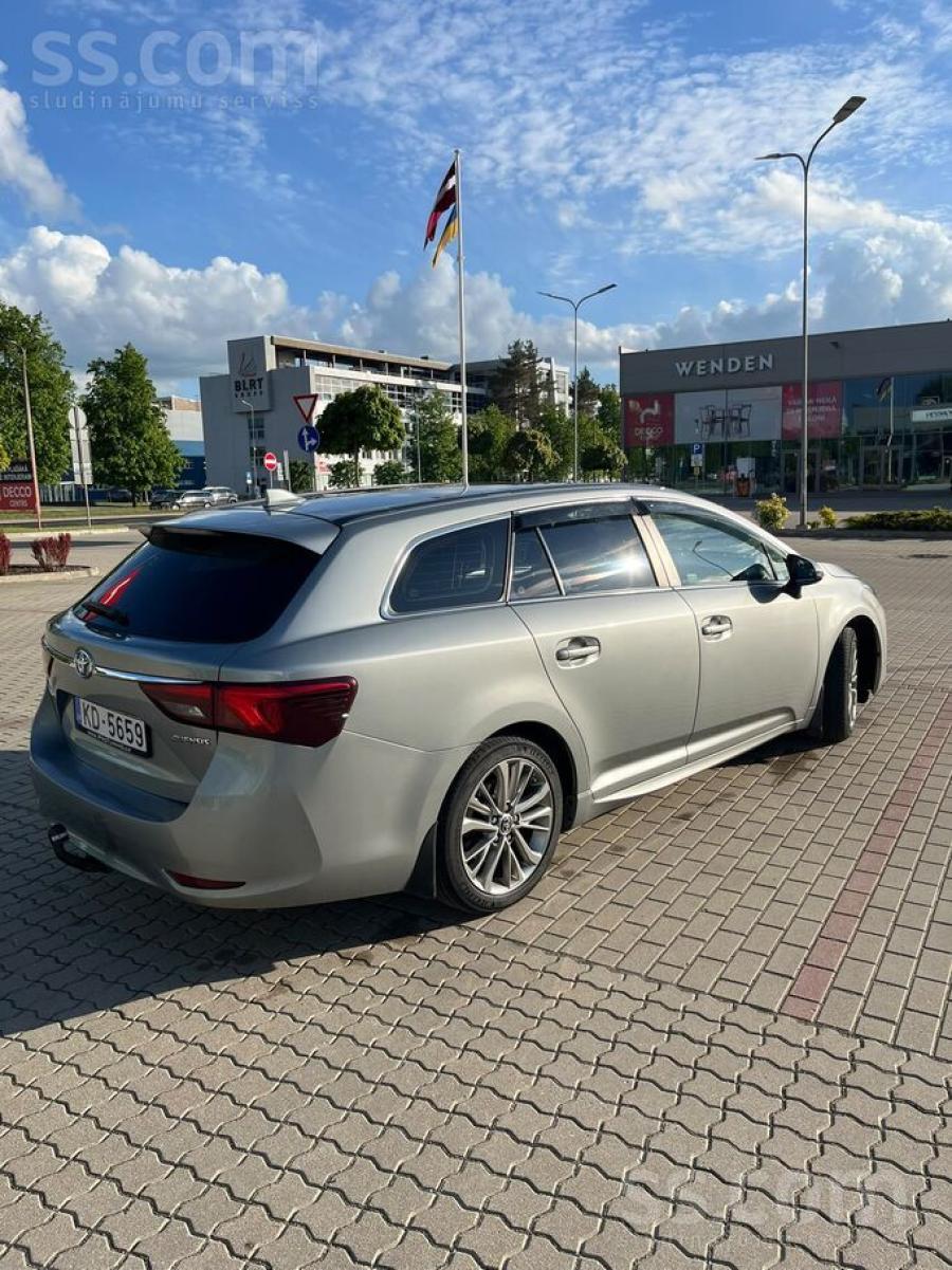 Серый Тойота Авенсис 2015 в Рига, объемом двигателя 2.00 л и пробегом 279 тыс. км за 8250 €, фото 6 на AUTOMOTO.COM.LV