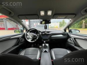 Серый Тойота Авенсис 2015 в Рига, объемом двигателя 2.00 л и пробегом 279 тыс. км за 8250 €, фото 12 на AUTOMOTO.COM.LV
