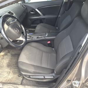 Grey Toyota Avensis 2015 in Riga, with an engine capacity of 1.80 L and mileage of 178 thousand km for 9700 €, photo  on AUTOMOTO.COM.LV