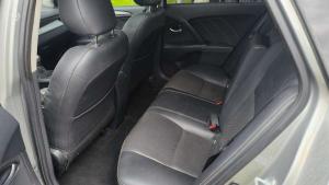 Pelēks Toyota Avensis 2015 Tauragė, ar dzinēja tilpumu 2.00 L un nobraukumu 175 tūkst. km par 4100 €, foto 12 vietnē AUTOMOTO.COM.LV