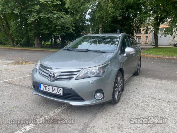 Grey Toyota Avensis 2015 in Tallinn, with an engine capacity of 1.80 L and mileage of 102 thousand km for 10900 €, photo 2 on AUTOMOTO.COM.LV
