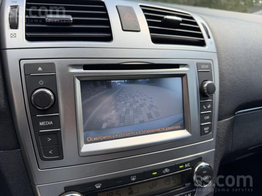 Серый Тойота Авенсис 2015 в Резекне, объемом двигателя 2.00 л и пробегом 193 тыс. км за 5990 €, фото 11 на AUTOMOTO.COM.LV
