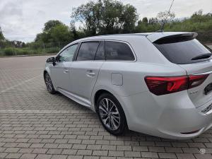 Pelēks Toyota Avensis 2015 Marijampole, ar dzinēja tilpumu 1.60 L un nobraukumu 232 tūkst. km par 6850 €, foto 3 vietnē AUTOMOTO.COM.LV