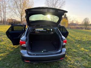 Серый Тойота Авенсис 2015 в Прейли, объемом двигателя 1.80 л и пробегом 156 тыс. км за 7950 €, фото 9 на AUTOMOTO.COM.LV
