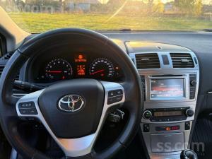 Серый Тойота Авенсис 2015 в Прейли, объемом двигателя 1.80 л и пробегом 156 тыс. км за 7950 €, фото 12 на AUTOMOTO.COM.LV