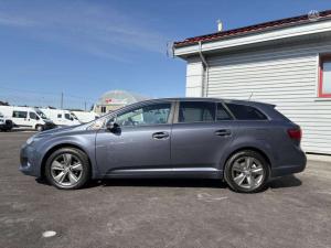 Grey Toyota Avensis 2015 in Radviliskis, with an engine capacity of 2.00 L and mileage of 264 thousand km for 6450 €, photo 8 on AUTOMOTO.COM.LV