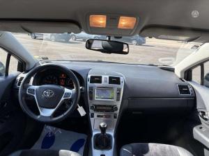 Grey Toyota Avensis 2015 in Radviliskis, with an engine capacity of 2.00 L and mileage of 264 thousand km for 6450 €, photo 13 on AUTOMOTO.COM.LV