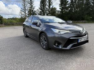 Серый Тойота Авенсис 2015 в Талси, объемом двигателя 2.00 л и пробегом 191 тыс. км за 8500 €, фото 3 на AUTOMOTO.COM.LV