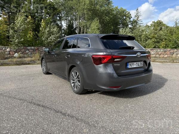 Серый Тойота Авенсис 2015 в Талси, объемом двигателя 2.00 л и пробегом 191 тыс. км за 8500 €, фото 4 на AUTOMOTO.COM.LV