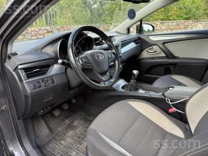 Серый Тойота Авенсис 2015 в Талси, объемом двигателя 2.00 л и пробегом 191 тыс. км за 8500 €, фото 6 на AUTOMOTO.COM.LV