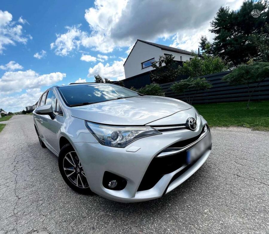 Серый Тойота Авенсис 2015 в Вильнюс, объемом двигателя 1.80 л и пробегом 194 тыс. км за 9999 €, фото 7 на AUTOMOTO.COM.LV