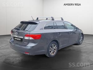 Grey Toyota Avensis 2015 in Riga, with an engine capacity of 1.80 L and mileage of 156 thousand km for 8000 €, photo 3 on AUTOMOTO.COM.LV