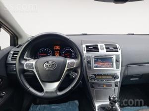 Grey Toyota Avensis 2015 in Riga, with an engine capacity of 1.80 L and mileage of 156 thousand km for 8000 €, photo 15 on AUTOMOTO.COM.LV