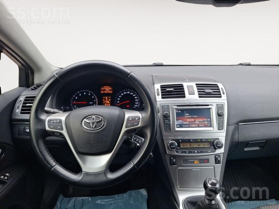 Grey Toyota Avensis 2015 in Riga, with an engine capacity of 1.80 L and mileage of 156 thousand km for 8000 €, photo 15 on AUTOMOTO.COM.LV