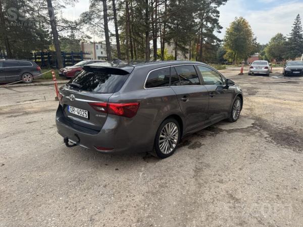 Toyota Avensis 2015 JÄkabpils vietnÄ PelÄks Toyota Avensis 2015 JÄkabpils, ar dzinÄja tilpumu 2.00 L un nobraukumu 233 tÅ«kst. km par 6899 ā¬, foto 4 vietnÄ AUTOMOTO.COM.LV