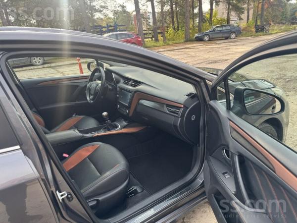 Toyota Avensis 2015 JÄkabpils vietnÄ PelÄks Toyota Avensis 2015 JÄkabpils, ar dzinÄja tilpumu 2.00 L un nobraukumu 233 tÅ«kst. km par 6899 ā¬, foto 10 vietnÄ AUTOMOTO.COM.LV