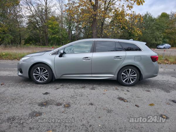 Pelēks Toyota Avensis 2015 Tallina, ar dzinēja tilpumu 1.80 L un nobraukumu 175 tūkst. km par 12000 €, foto 9 vietnē AUTOMOTO.COM.LV