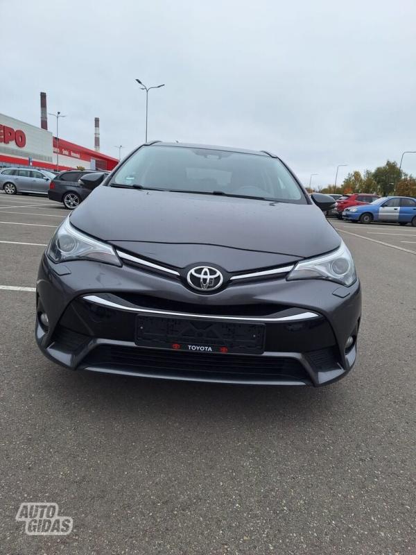 Серый Тойота Авенсис 2015 в Каунас, объемом двигателя 2.00 л и пробегом 270 тыс. км за 7750 €, фото 3 на AUTOMOTO.COM.LV