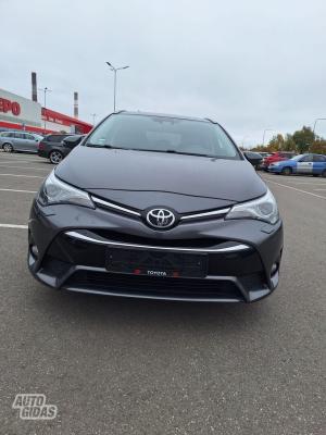 Серый Тойота Авенсис 2015 в Каунас, объемом двигателя 2.00 л и пробегом 270 тыс. км за 7750 €, фото 3 на AUTOMOTO.COM.LV