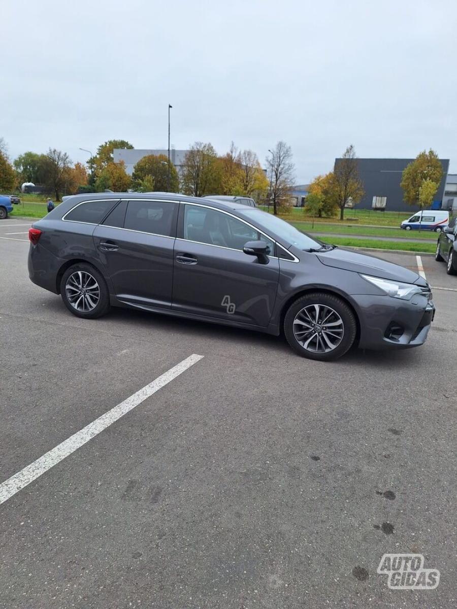 Серый Тойота Авенсис 2015 в Каунас, объемом двигателя 2.00 л и пробегом 270 тыс. км за 7750 €, фото 8 на AUTOMOTO.COM.LV