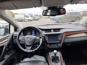 Серый Тойота Авенсис 2015 в Каунас, объемом двигателя 2.00 л и пробегом 270 тыс. км за 7750 €, фото 13 на AUTOMOTO.COM.LV