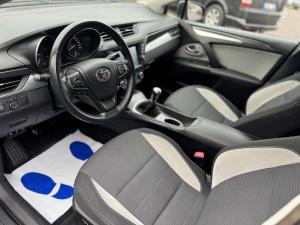 Pelēks Toyota Avensis 2016 Viļņa, ar dzinēja tilpumu 2.00 L un nobraukumu 180 tūkst. km par 7700 €, foto 11 vietnē AUTOMOTO.COM.LV