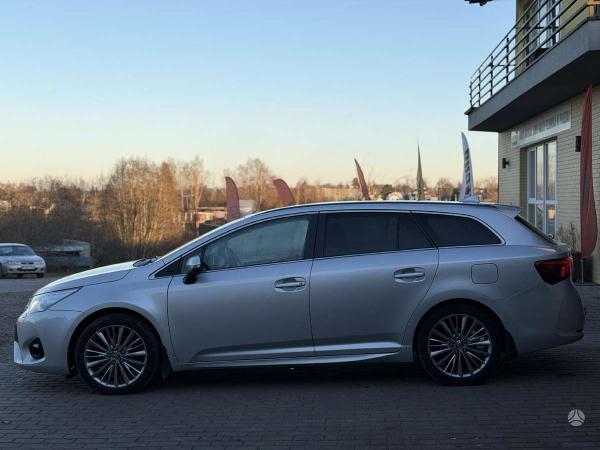 Pelēks Toyota Avensis 2016 Utena, ar dzinēja tilpumu 2.00 L un nobraukumu 280 tūkst. km par 6990 €, foto 5 vietnē AUTOMOTO.COM.LV