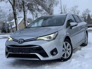 Pelēks Toyota Avensis 2016 Ukmergė, ar dzinēja tilpumu 2.00 L un nobraukumu 129 tūkst. km par 8950 €, foto  vietnē AUTOMOTO.COM.LV