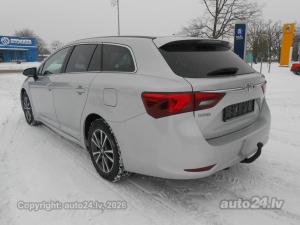 Grey Toyota Avensis 2016 in Viljandi, with an engine capacity of 1.60 L and mileage of 197 thousand km for 8990 €, photo 4 on AUTOMOTO.COM.LV