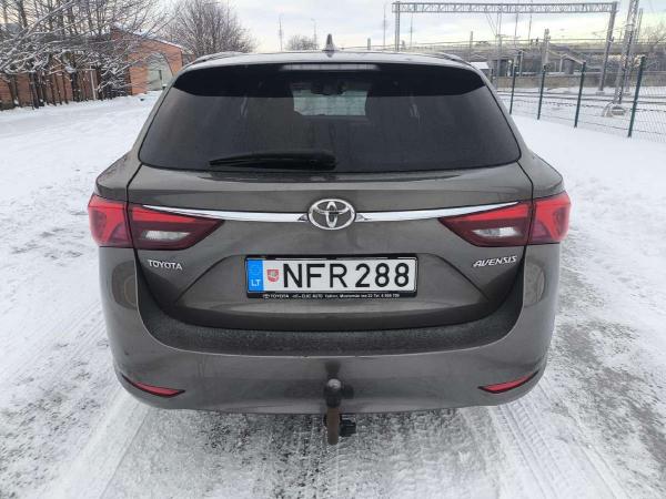 Pelēks Toyota Avensis 2016 Šauļi, ar dzinēja tilpumu 2.00 L un nobraukumu 105 tūkst. km par 12700 €, foto 5 vietnē AUTOMOTO.COM.LV