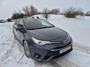 Pelēks Toyota Avensis 2016 Panevēža, ar dzinēja tilpumu 2.00 L un nobraukumu 297 tūkst. km par 7500 €, foto  vietnē AUTOMOTO.COM.LV