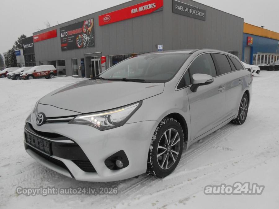 Grey Toyota Avensis 2016 in Viljandi, with an engine capacity of 1.60 L and mileage of 197 thousand km for 8990 €, photo 1 on AUTOMOTO.COM.LV