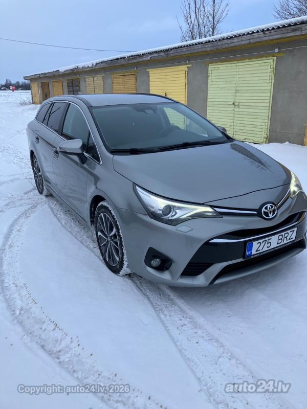 Pelēks Toyota Avensis 2016 Jegeva, ar dzinēja tilpumu 1.80 L un nobraukumu 133 tūkst. km par 13800 €, foto 1 vietnē AUTOMOTO.COM.LV