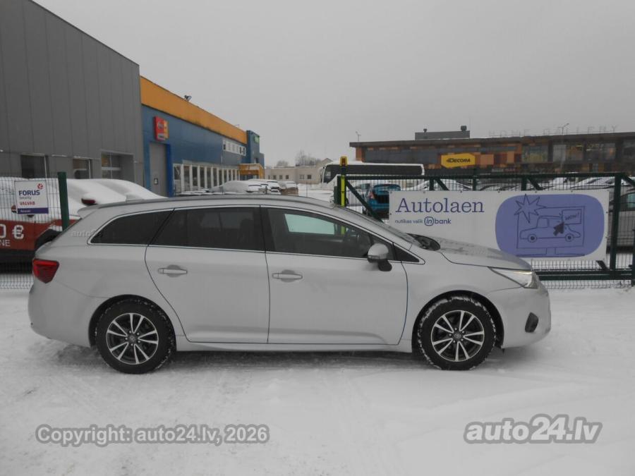Pelēks Toyota Avensis 2016 Viljandi, ar dzinēja tilpumu 1.60 L un nobraukumu 197 tūkst. km par 8990 €, foto 15 vietnē AUTOMOTO.COM.LV