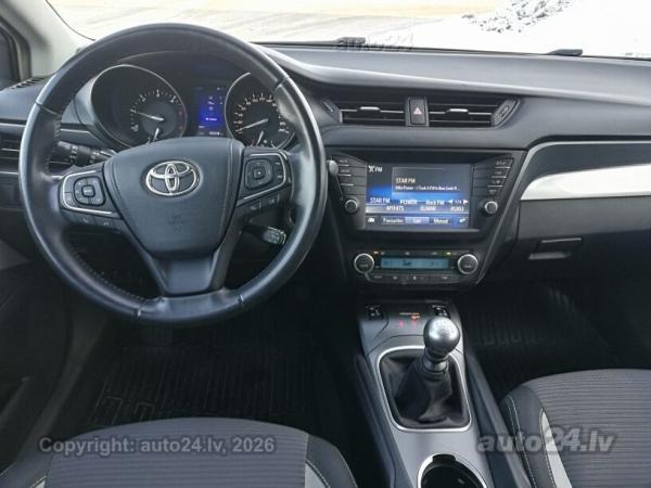 Pelēks Toyota Avensis 2016 Tartu, ar dzinēja tilpumu 2.00 L un nobraukumu 195 tūkst. km par 11499 €, foto 6 vietnē AUTOMOTO.COM.LV